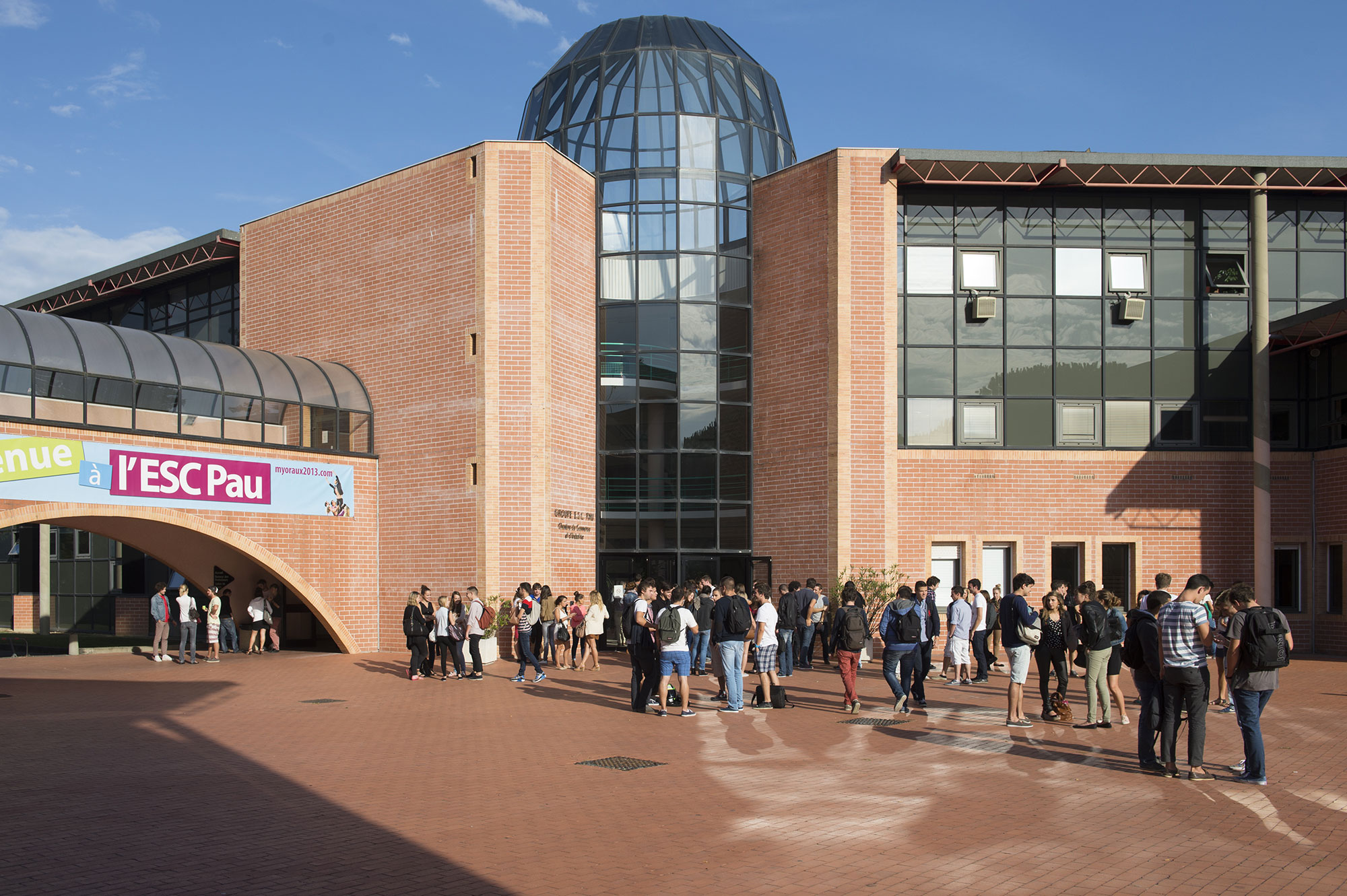Ecole Supérieure de Commerce - ESC Pau • Cialfi